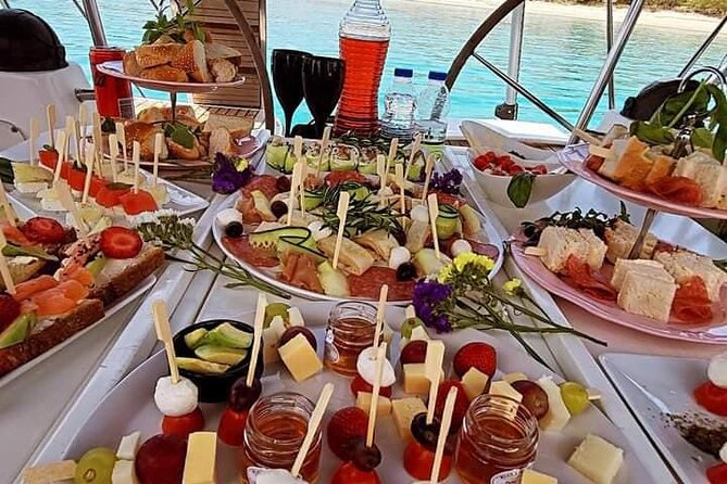 All incl. Rhenia & Sunset at Little Venice, hotel/cruise pickup - Practical Details and Tips