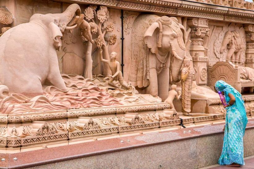All Inclusive Akshardham Temple Tour with Light & Water Show - A Detailed Look at the Akshardham Experience