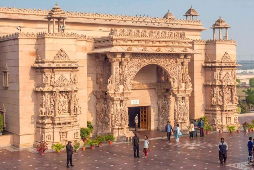 All Inclusive Akshardham Temple Tour with Light & Water Show - FAQ