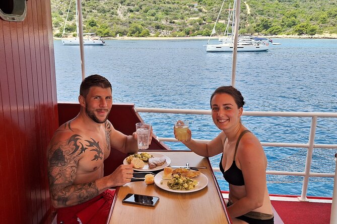 All-Inclusive Blue Lagoon & 3 Island Boat Tour With Food & Drinks - Practical Tips for Guests