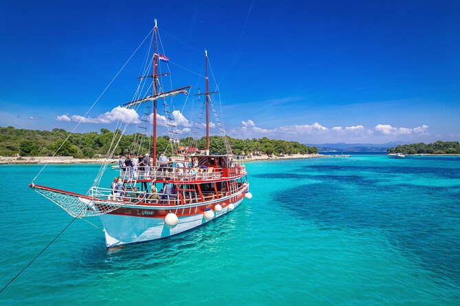 All-Inclusive Blue Lagoon & 3 Island Boat Tour With Food & Drinks - The Sum Up