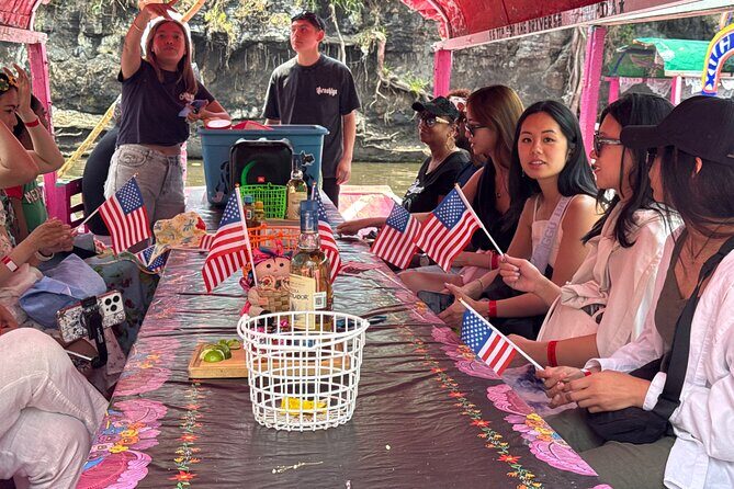 All Inclusive boat tour Mexico City canals the American choice - Who Will Love This Tour?