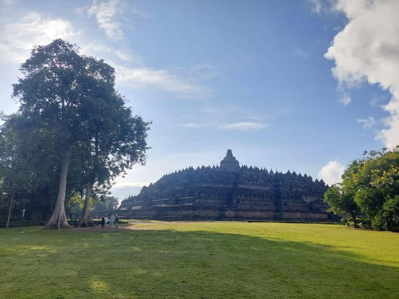 All-inclusive Borobudur Sunrise & Prambanan Temple Tour - Authentic Experiences and Practical Tips