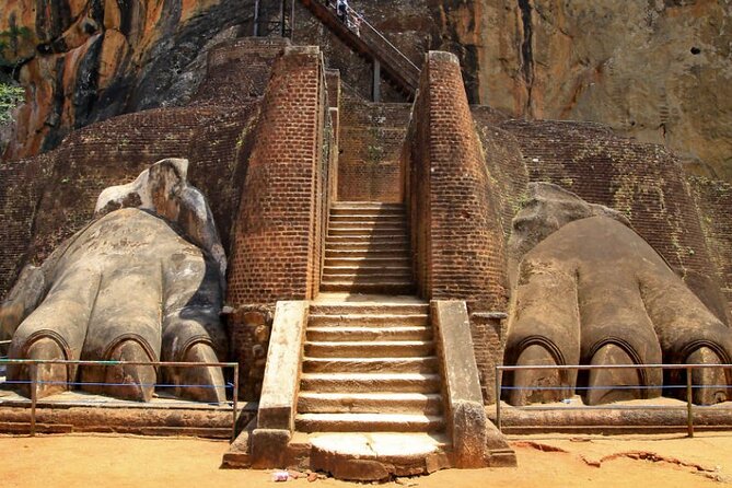 All-inclusive Day Tour of Sigiriya & Dambulla from Colombo - Key Points
