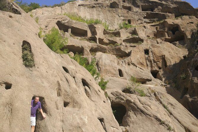 All-inclusive Day Tour to Ming Emperor's Tomb Sacred Path and Guyaju Dwelling - Who Will Love This Tour?
