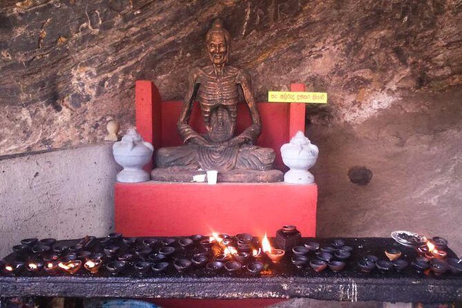 All inclusive - Full day temple tour in Colombo and suburbs - Key Points