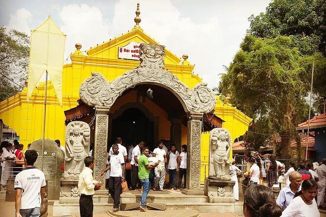 All inclusive - Full day temple tour in Colombo and suburbs - Who This Tour Is Best For