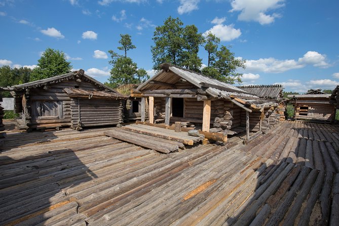 All Inclusive Honest History Tour - raii, Csis, Lgatne, Sigulda - FAQ