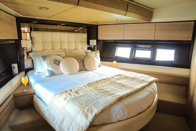 ALL INCLUSIVE Luxury 70 ft. Azimut Yacht in Cabo San Lucas - Real Feedback and Authentic Insights