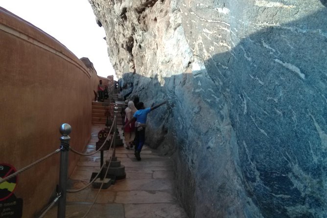 All inclusive Private Day tour Sigiriya, Dambulla & traditional village tour - Authenticity and Cultural Insights