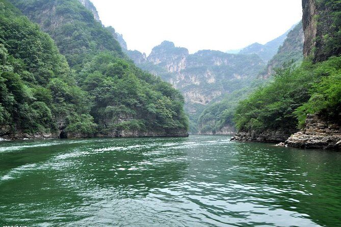 All-inclusive Private Day Tour to Longqingxia Gorge and Badaling Great Wall - FAQ