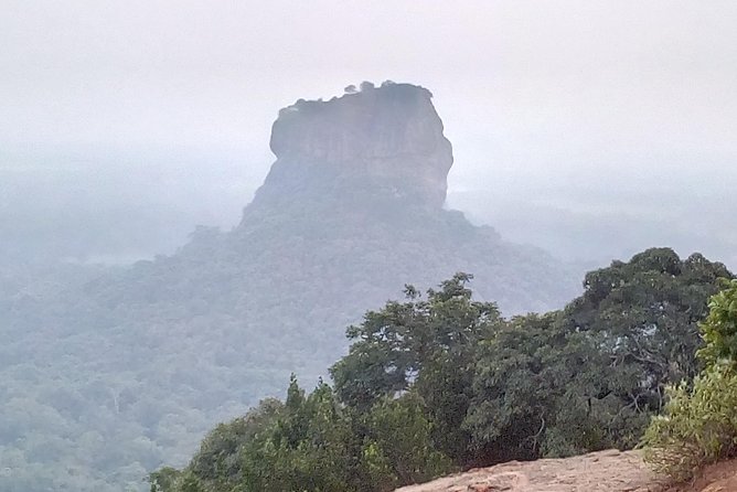 All inclusive Private day trip Sigiriya and Dambulla caves with more - The Downsides to Consider