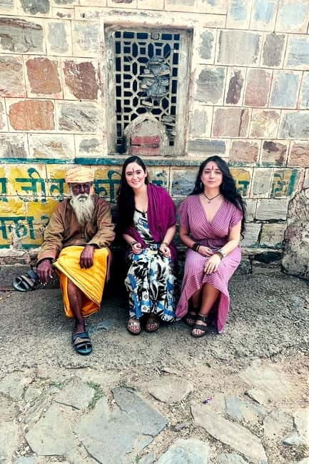 All Inclusive : Private Guided Tour of Varanasi and Sarnath - A Day in Varanasi: What to Expect