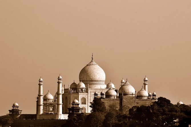 (ALL INCLUSIVE) Private Same Day Taj Mahal Tour from Delhi by Car - Exploring Agra Fort