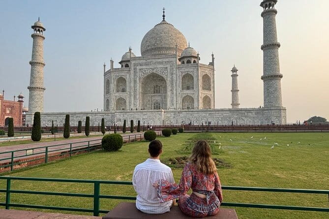 All Inclusive Private Taj Mahal & Agra Tour from Delhi by Car - Key Points