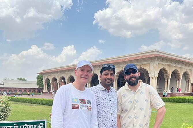 All-Inclusive Private Tour From Delhi To The Taj Mahal - Why the Guides Make a Difference