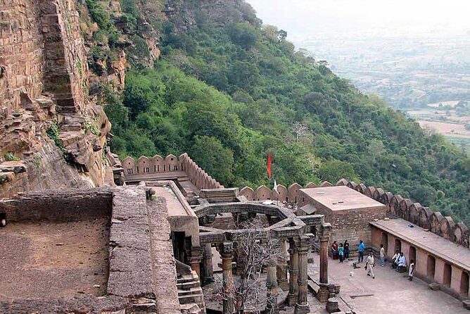 All Inclusive Private Trip to Kalinjar from Khajuraho - Visualizing the Experience