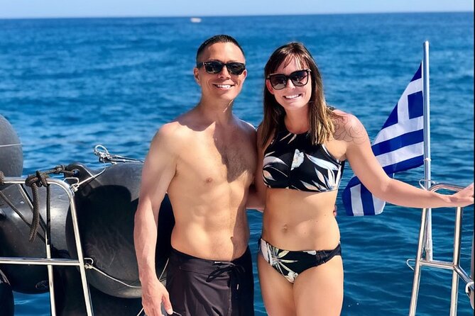 All-Inclusive: Santorini Luxury Sunset Cruise With Greek Meal - Accessibility and Recommendations