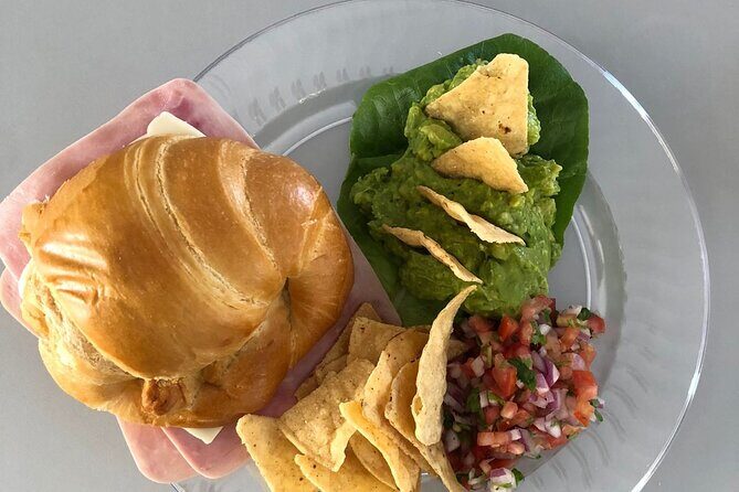 All Inclusive: snorkeling, boat tour, food and drinks! - Key Points