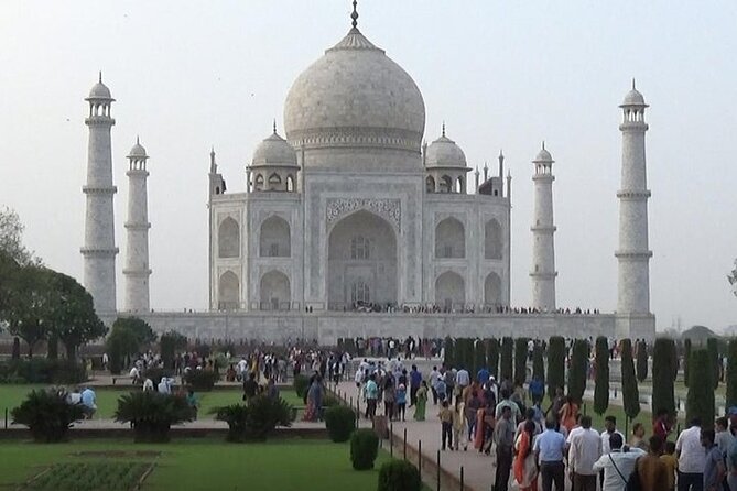 All Inclusive Taj Mahal & Agra Tour by Superfast Train From Delhi - Who Should Consider This Tour?