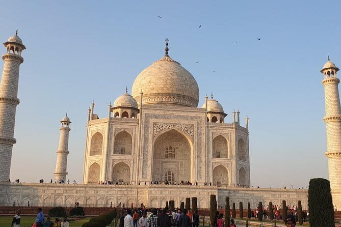 All Inclusive Taj Mahal tour by Gatiman train from Delhi - The Itinerary in Detail