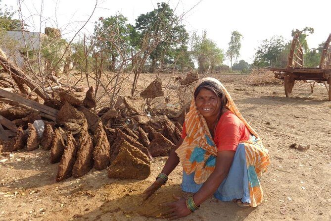 All Inclusive Tribal Village Walk with Visit to Taragram Project from Orchha - A Closer Look at the Tour Experience