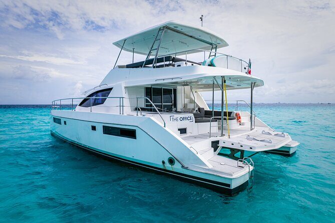 All Inclusive Tulum Party DJ Evening Beat in 51' Leopard PowerCat - Cruising Back to Puerto Aventuras