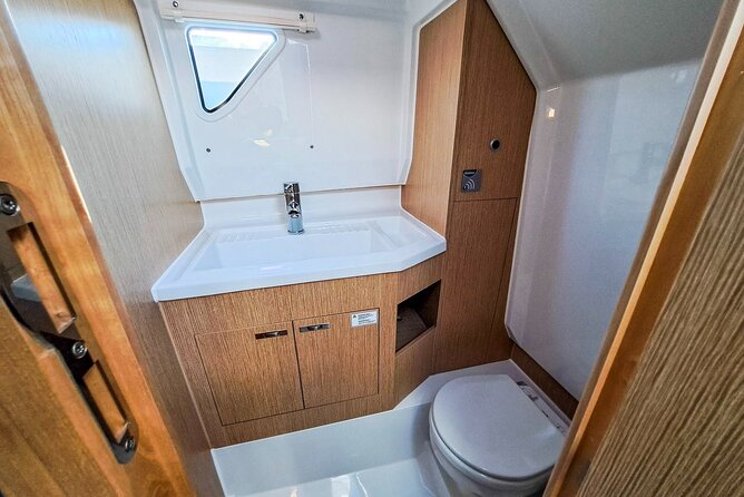 All inclusive VIP Zakynthos Boat Tour to Shipwreck & Blue Caves - Why Travelers Love This Experience