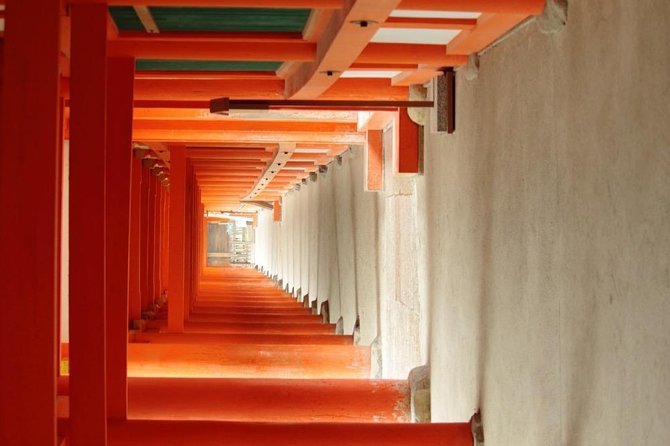 All Must-Sees in 3 Hours - Nara Park Classic Tour! From JR Nara! - Interacting With the Friendly Deer