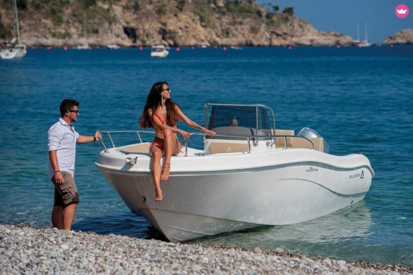 Allegra All21open motorboat rental on the Amalfi Coast - Meeting Point and Trip Details