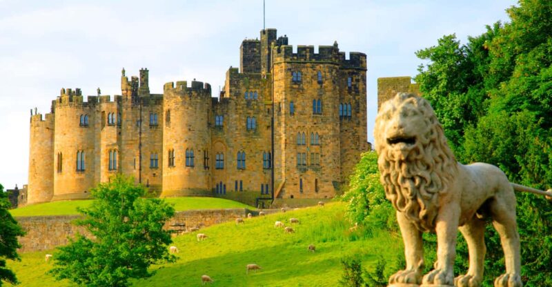 Alnwick: Alnwick Castle Ticket - Interactive Family Activities