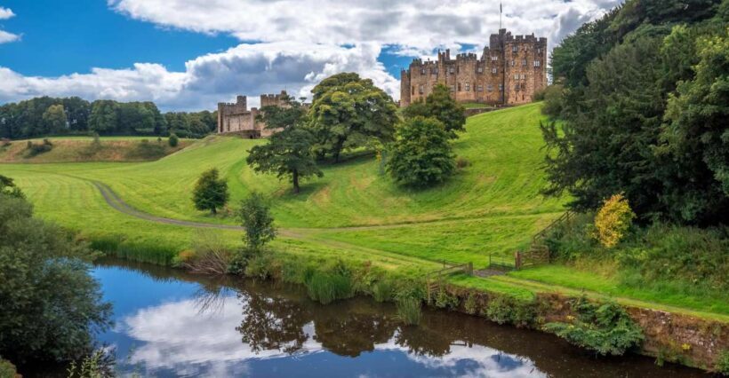 Alnwick Castle and Scottish Borders Tour from Edinburgh - FAQ