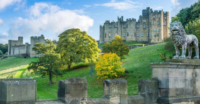 Alnwick Castle, Northumberland & Scottish Borders 1-Day Tour - Analyzing the Value