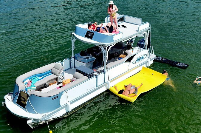 Aloha Paradise Private Boat Rental Percy Priest - The Captains — Local Experts and Safety