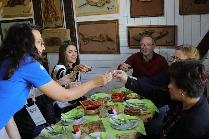 Along the Danube: Golubac Fortress & Iron Gate Gorge Day Trip From Belgrade - Traditional Serbian Cuisine