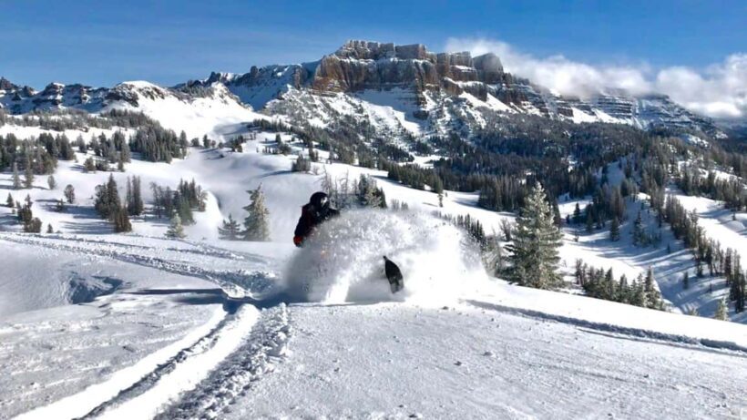 Alpine: Snowmobile Rental with Gear and Trailer - The Value of This Snowmobile Rental