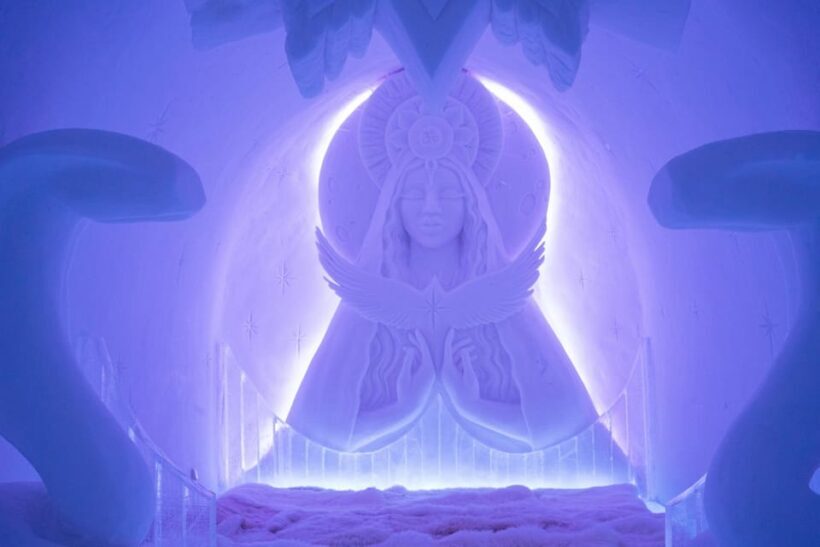 Alta: Igloo Ice Hotel and Hiking to the Frozen Waterfall. - Scenic Hiking to Gargia Waterfall