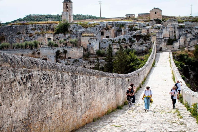 ALTAMURA AND GRAVINA: guided tours with lunch and transfer from Matera - Exploring Altamura and Gravina: A Genuine Puglia Experience from Matera