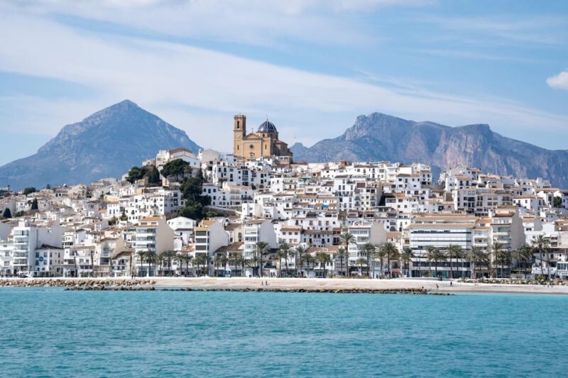 Altea: Catamaran Party Boat - FAQ