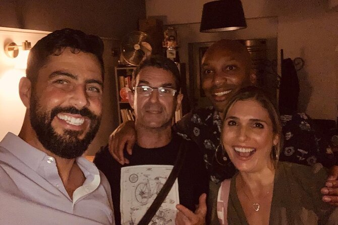 Alternative Bar Tour With Dinner in the Art District - Traveler Experiences and Testimonials