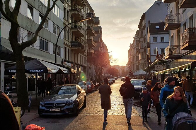 Alternative Hamburg Private Alternative Street Art Tour - FAQ About the Hamburg Street Art Tour