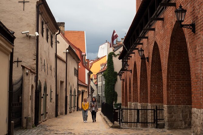 Alternative Riga: Central market and Moscow suburb tour - Exploring Riga Through a Different Lens