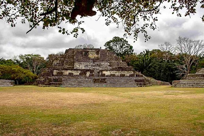 Altun Ha and Cave Tubing Tour From Belize City - Altun Ha: An Ancient Mayan Settlement