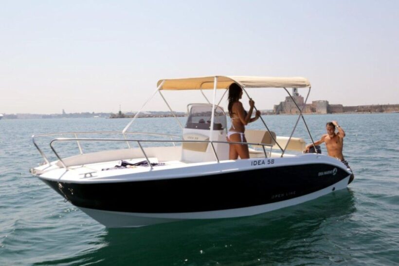 Amalfi: boat rental no license - Key Points