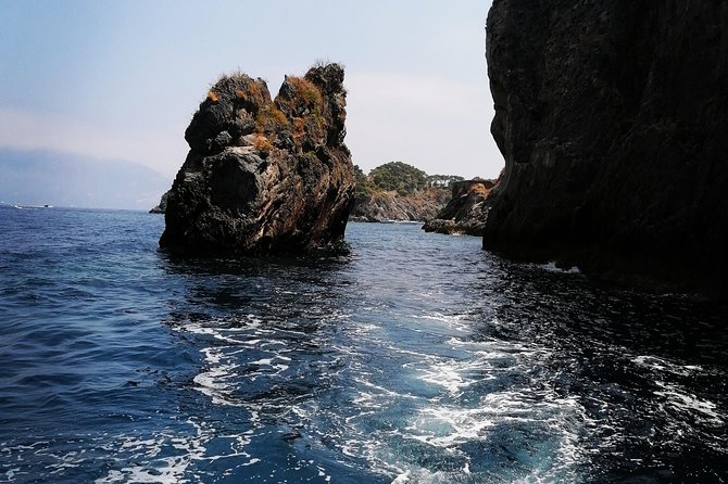 Amalfi Coast Private Boat Tour From Praiano or Positano - Guest Experiences and Highlights