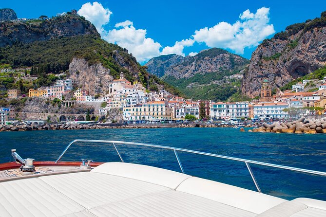 Amalfi Coast Private Boat Tour From Sorrento - Acquamarina 848 Coupé - Accessibility and Participation Guidelines