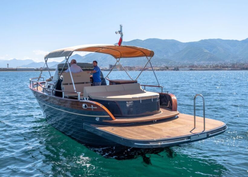 Amalfi Coast: Private Capri Boat Tour - Key Points