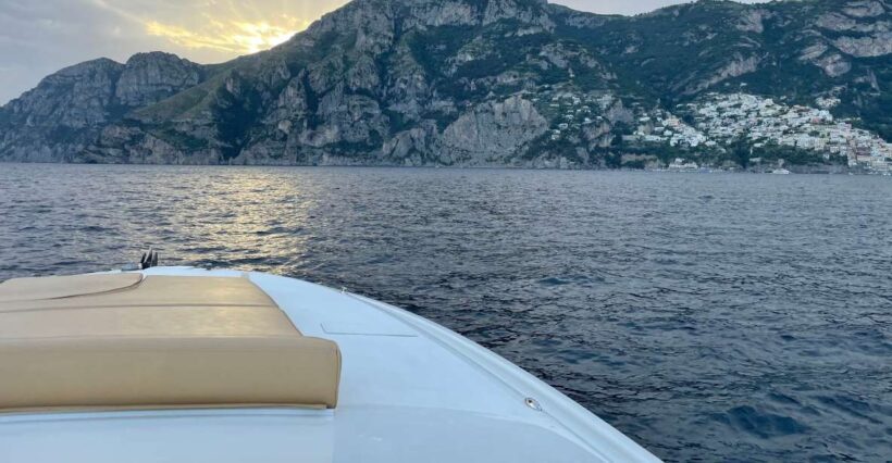 Amalfi Coast: Scenic Boat Private Tour with Aperitif - Key Points