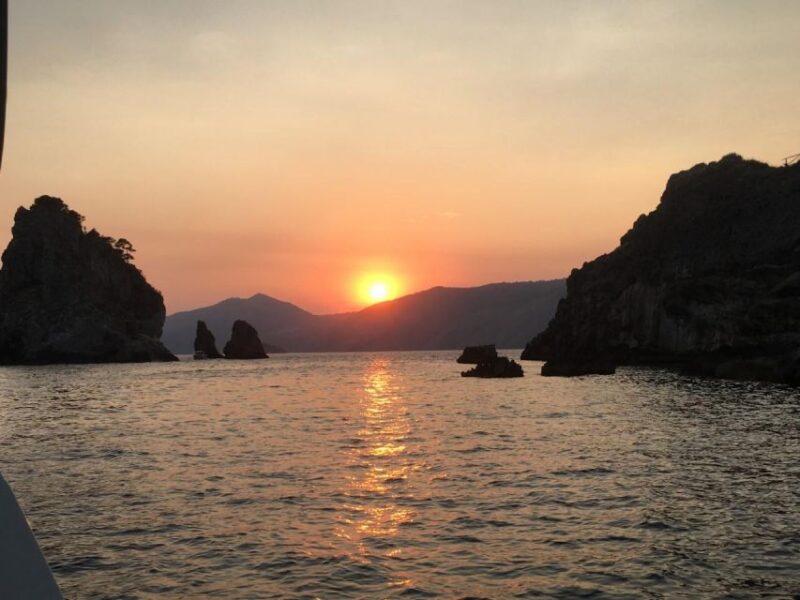 Amalfi Coast Sunset Boat Tour from Salerno with Aperitivo - Why This Tour Works for Travelers