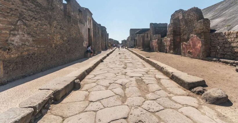 Amalfi Coast Transfer to Naples & Guided Pompeii tour - What Travelers Say